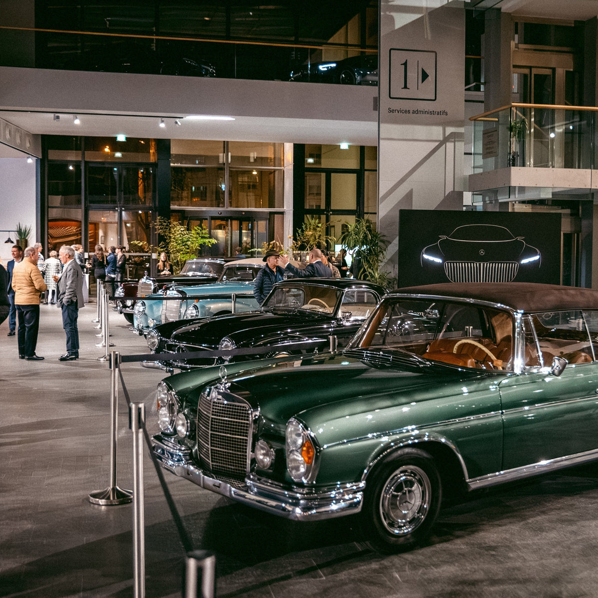 COMO et Bonhams dévoilent une exposition exclusive de Mercedes-Benz de ...